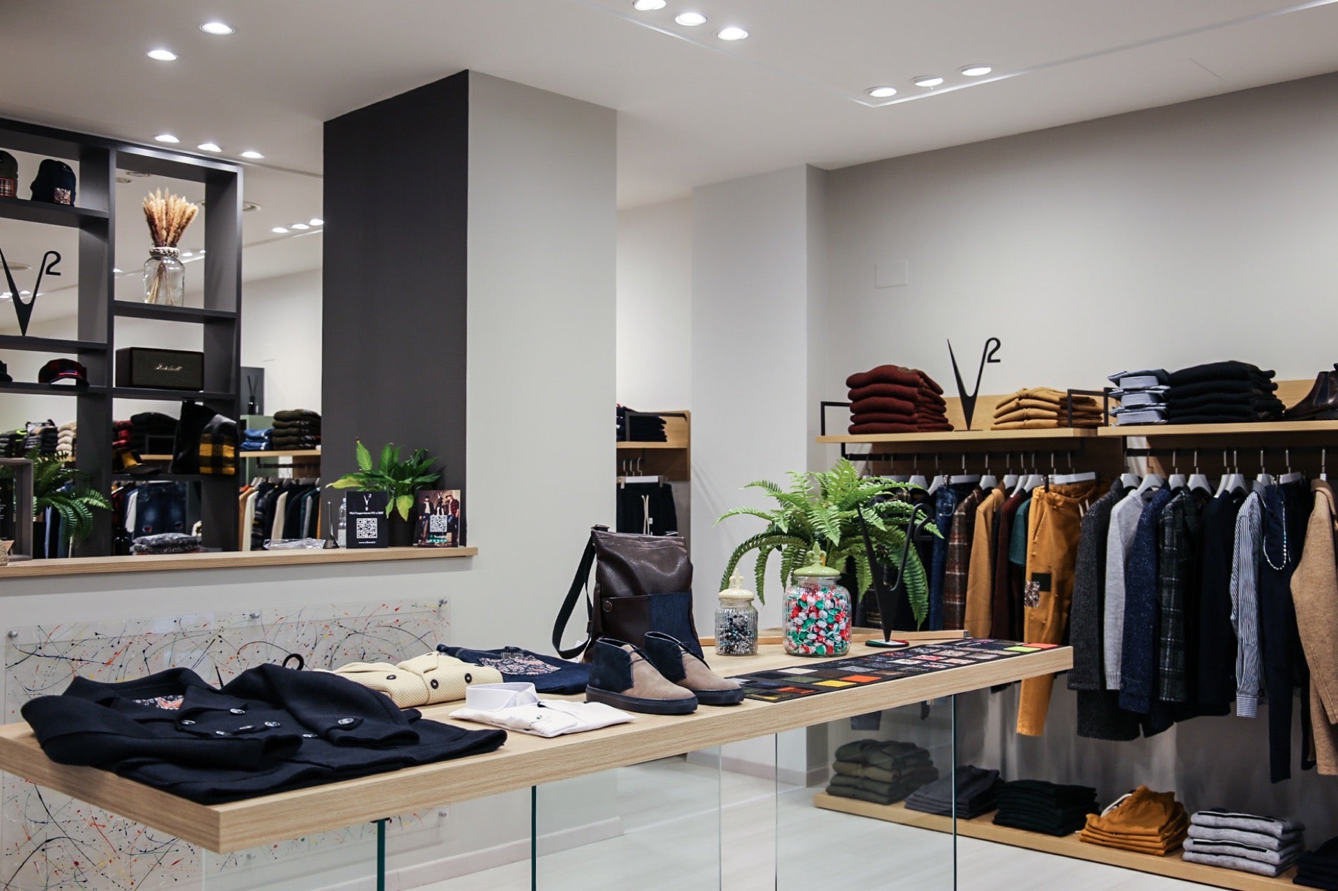 V2 Store Biella – V2 Brand